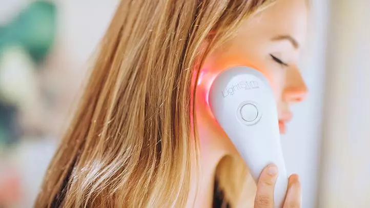 Home-Skin-Care-Devices-LightStim-722x406