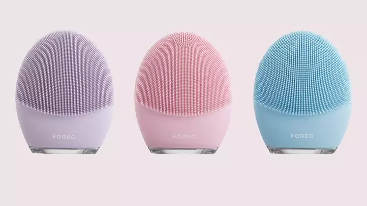 홈-스킨케어-디바이스-Foreo-Luna-722x406