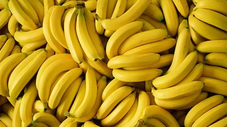 bananas, que teñen moitos beneficios e usos diferentes para a saúde