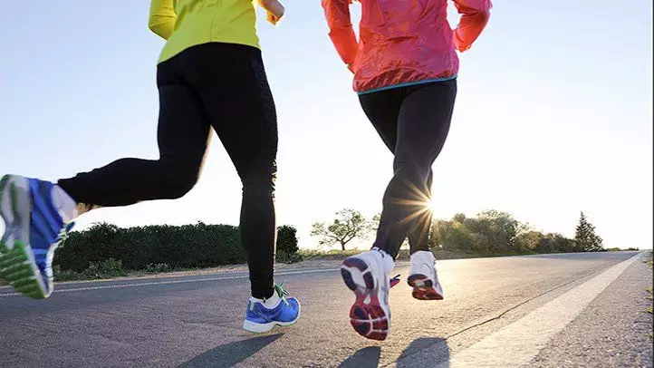 Course à pied : qu'est-ce que c'est, bienfaits pour la santé et comment commencer