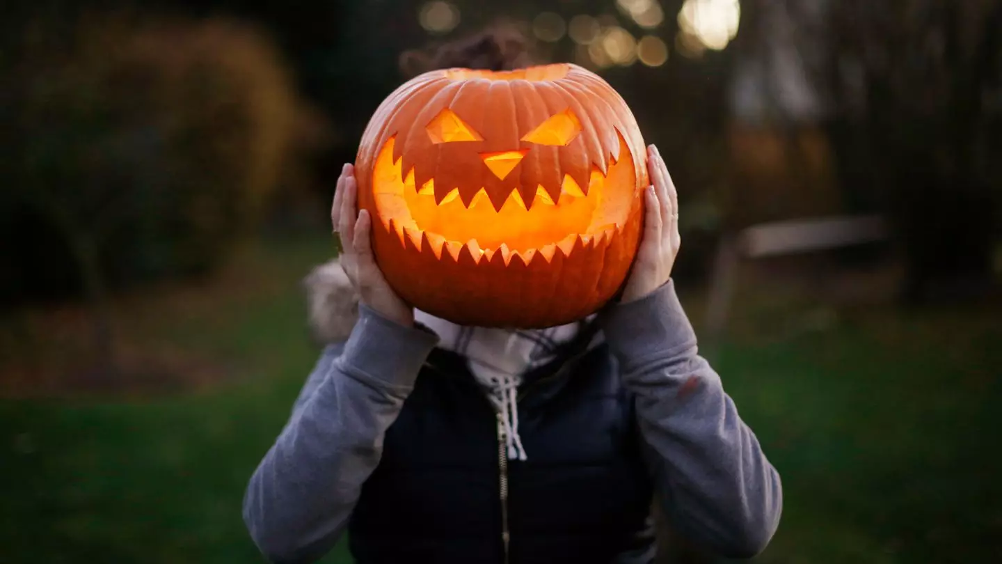 不気味なハロウィーンの計画は？怖いうちに安全を保つ方法は次のとおりです