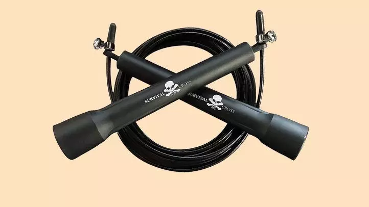 Ịlanahụ na Cross Jump Rope