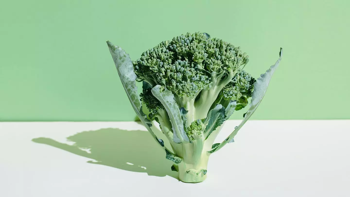 Zvokudya-zvekudzivisa-kana-iwe-une-COPD-07-Cruciferous-vegetables-broccoli