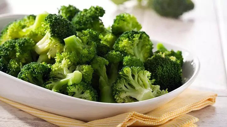 brocoli à faible teneur en glucides pour le régime diabétique