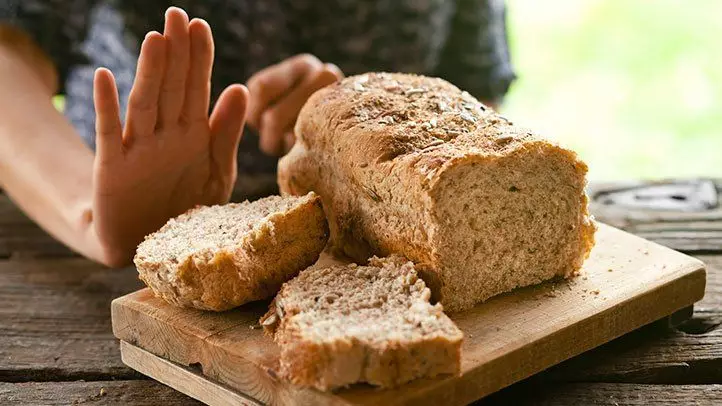 E tatau i tagata e maua i le RA ona mafaufau e alu e leai se gluten?