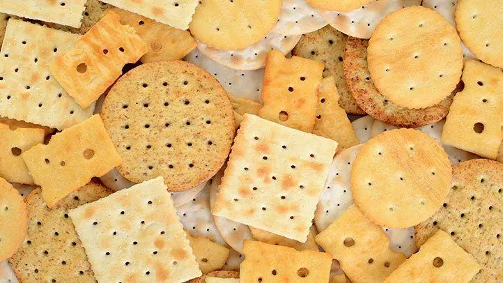 i-saline crackers kunye namafutha e-trans